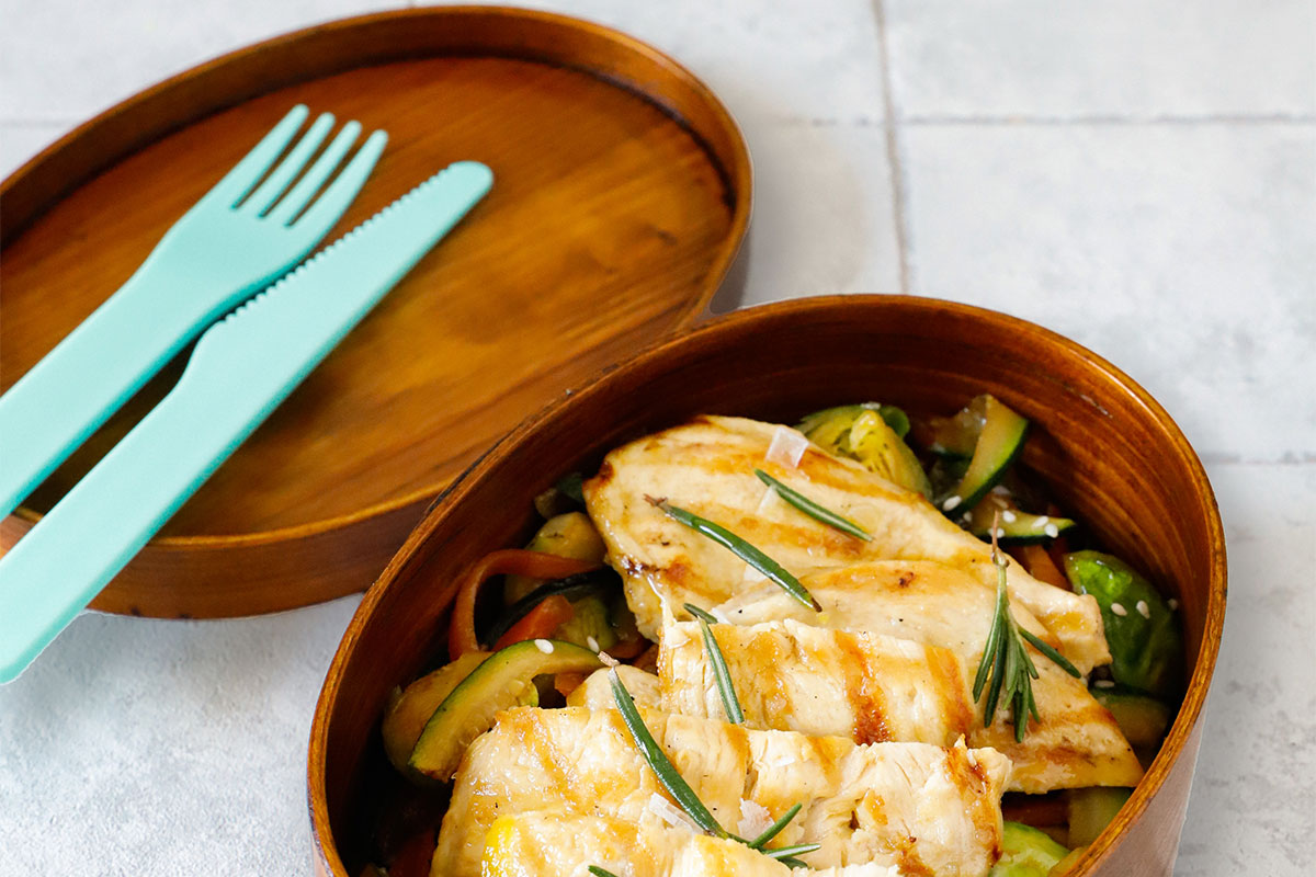 Lunch box con pollo alla griglia e verdurine - Soc. Agr. Guidi di ...